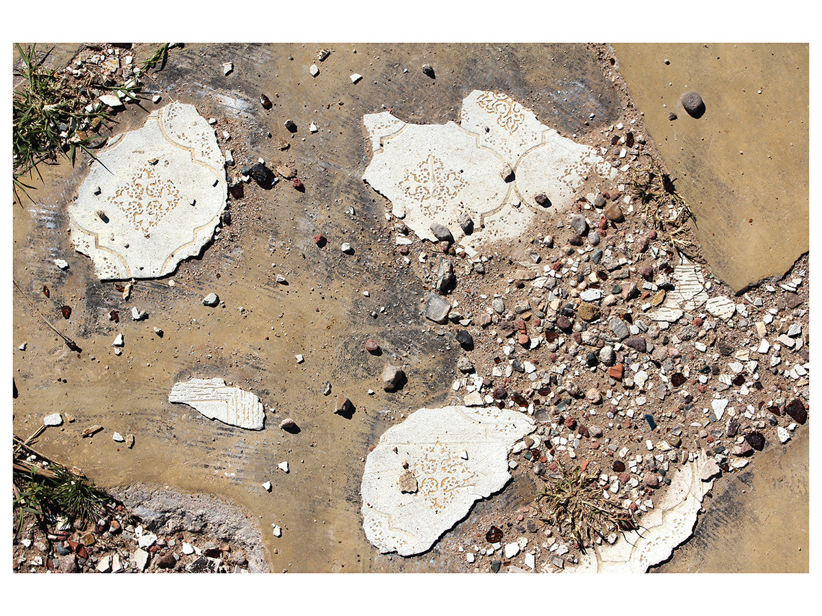 The Things in Between - A Book Exploring In-Between Spaces - Jen Urso